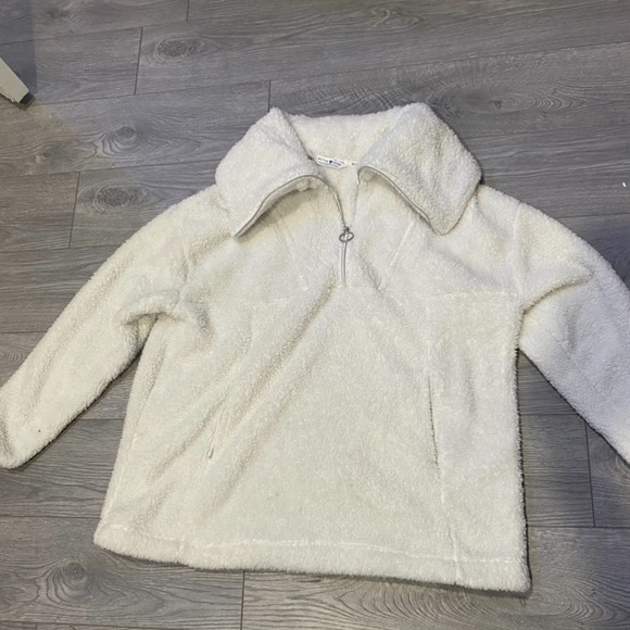 Sweaters | White Fuzzy Pullover Sweater | Poshmark